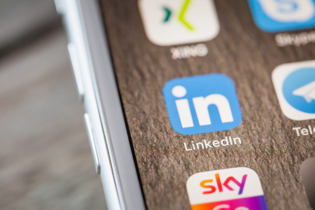 3 Ways Maximizing LinkedIn Activity Helps Your Job Search - Capstone ...